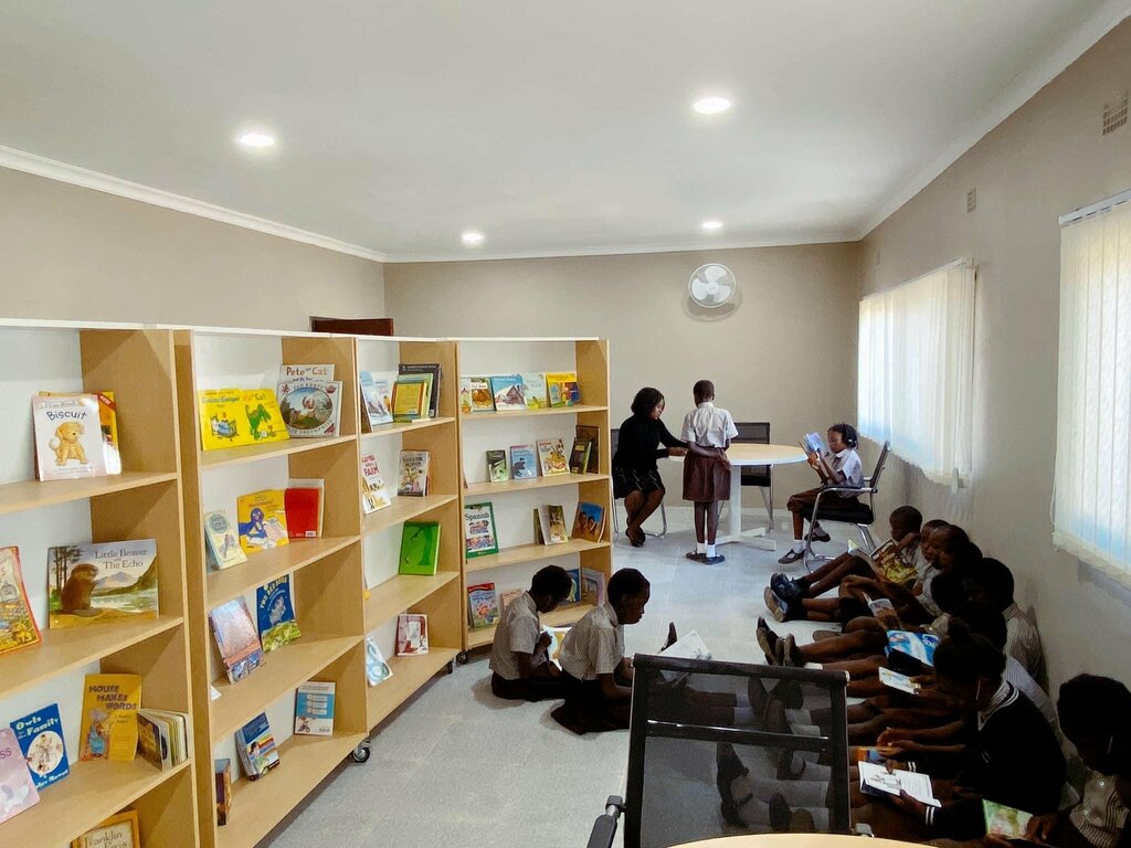 Ortaokul Lighthouse Christian School, Ndola, foto