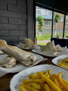 Royal Mangal (Republic of Bashkortostan, Kumertau, ulitsa Khudayberdina), kafe  Kumertau'dan