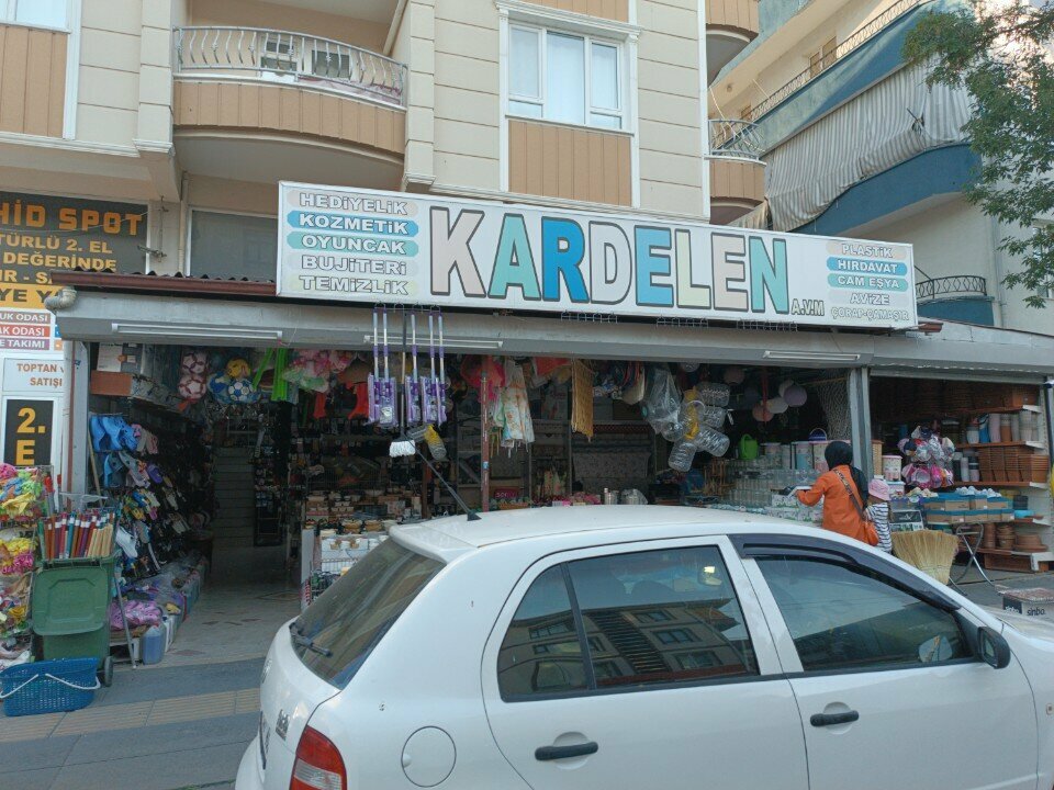 Büyük mağazalar Kardelen Avm, Ankara, foto