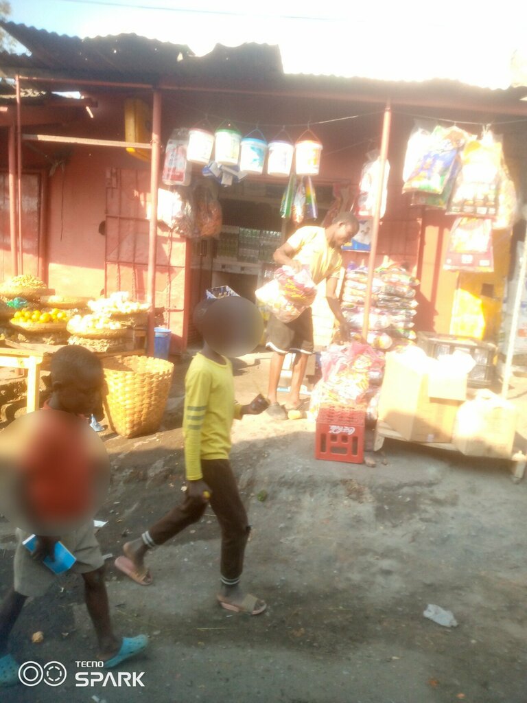 Yapı mağazası Mules Hardware, Lusaka, foto