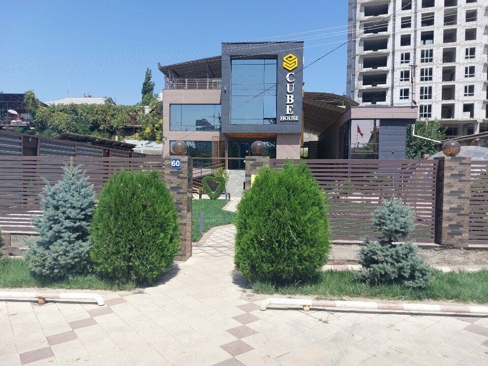 Kafe Cube House, Osh, foto