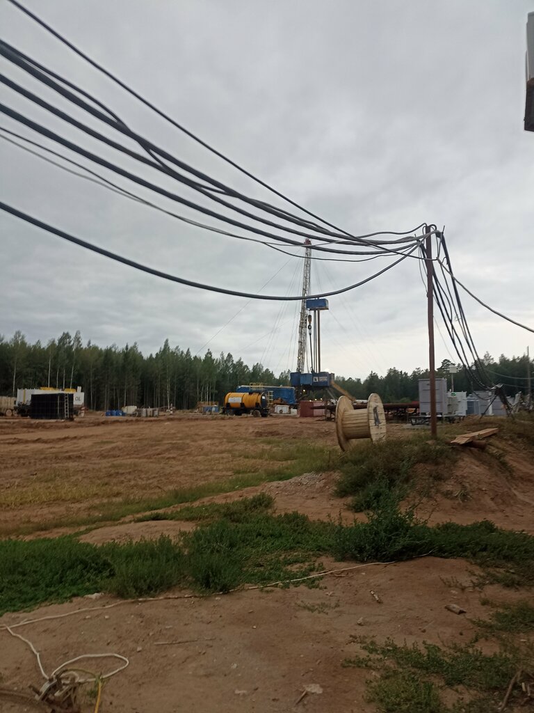 Petrol ve gaz firması УПН. Куст1, Udmurtiya, foto