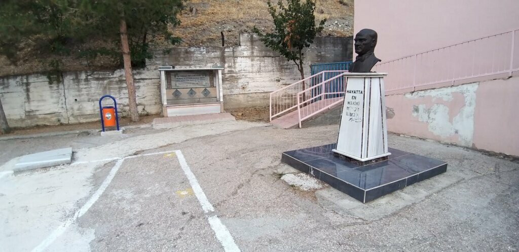 i̇lkokul Ali Osman Tepe Kardeşler İlkokulu, Tokat, foto