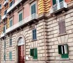 Casa 12 (Corso Vittorio Emanuele No:168, Naples), otel  Napoli'den