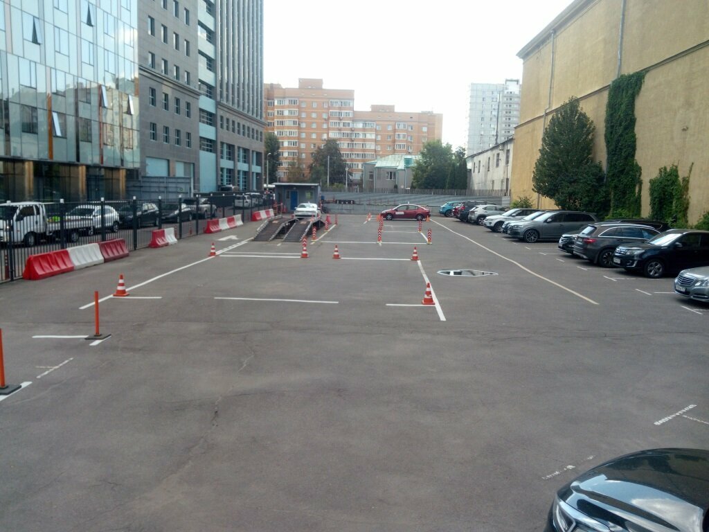 Sürücü kursları Темп, площадка вождения, Moskova, foto