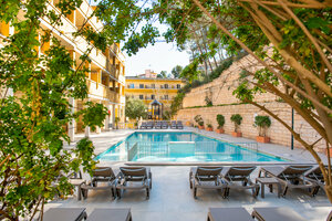 Hotel Flor Los Almendros (Islas Baleares, Avenida Peguera), otel  Calvià'dan