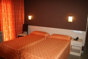 Hotel Tossa Beach (Avenida Palma No:20, Tossa de Mar), otel  Tossa de Mar'dan