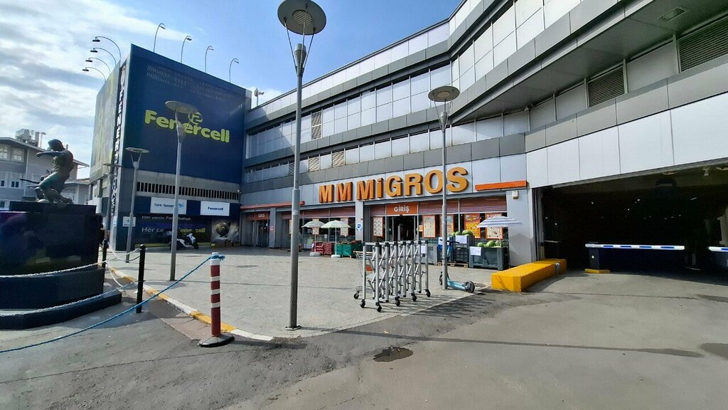 Süpermarket Migros, İstanbul, foto