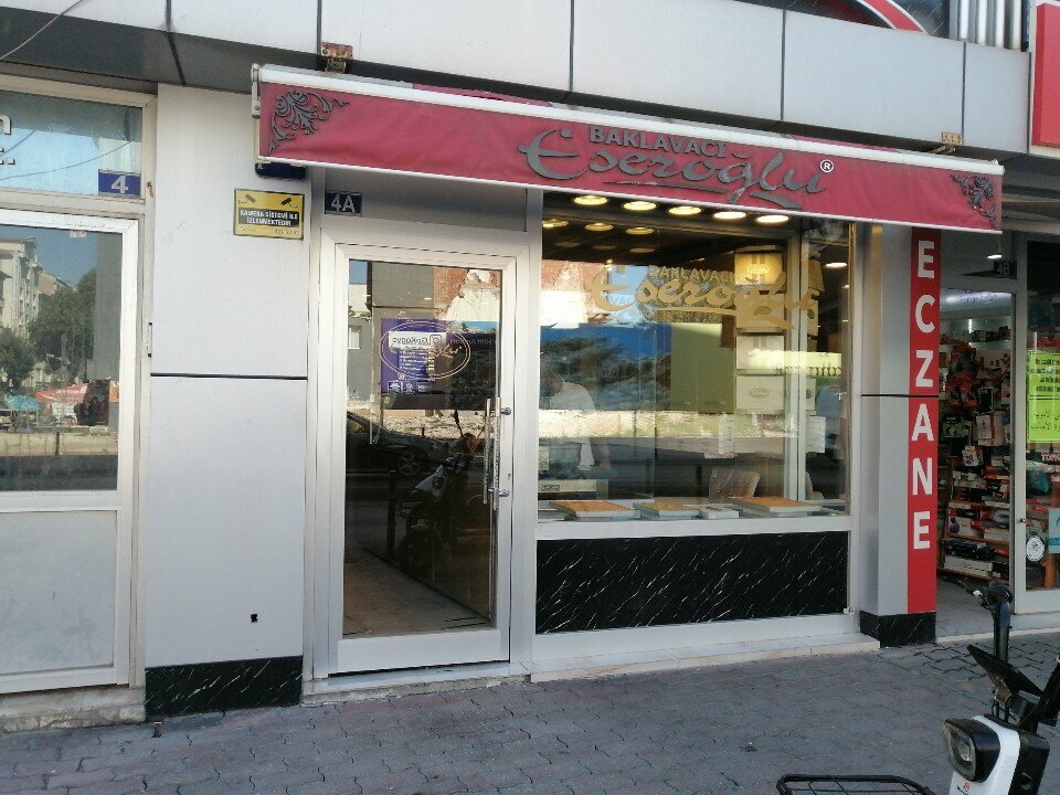 Şekerleme tatlı ve pastacılık ürünleri Baklavacı Eseroğlu, Konya, foto