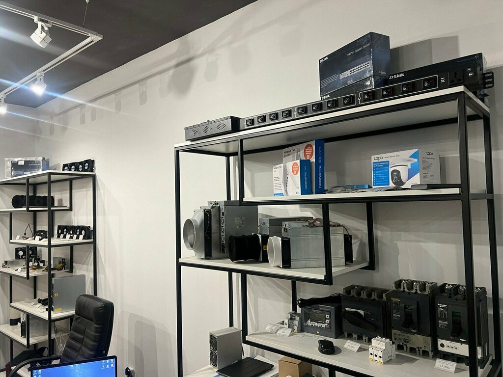 Bilgisayar ve ekipman toptancıları Bmc mining solutions, Krasnoyarsk, foto