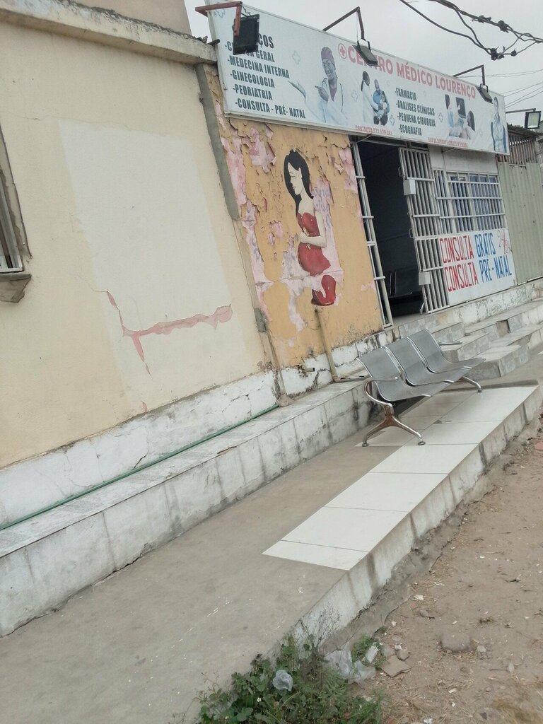 Tıp merkezleri ve klinikler Divinamed Centro Médico, Loanda, foto
