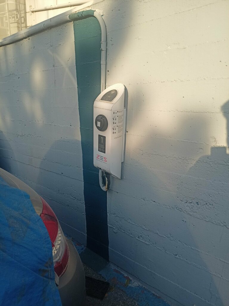 Elektrikli oto şarj istasyonları Zes Elektrikli Şarj İstasyonu, Bursa, foto