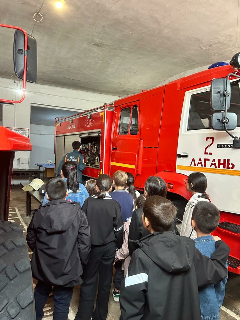 Ortaokul Лаганская средняя общеобразовательная школа № 4 имени Замбы Эрдниновича Джамбинова, Lagan, foto