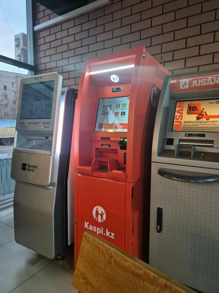 ATM'ler Kaspi Bank, Petropavl (Petropavlovsk), foto
