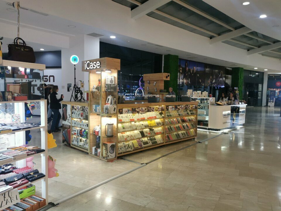 Cep telefonu aksesuarları ICase, Batum, foto