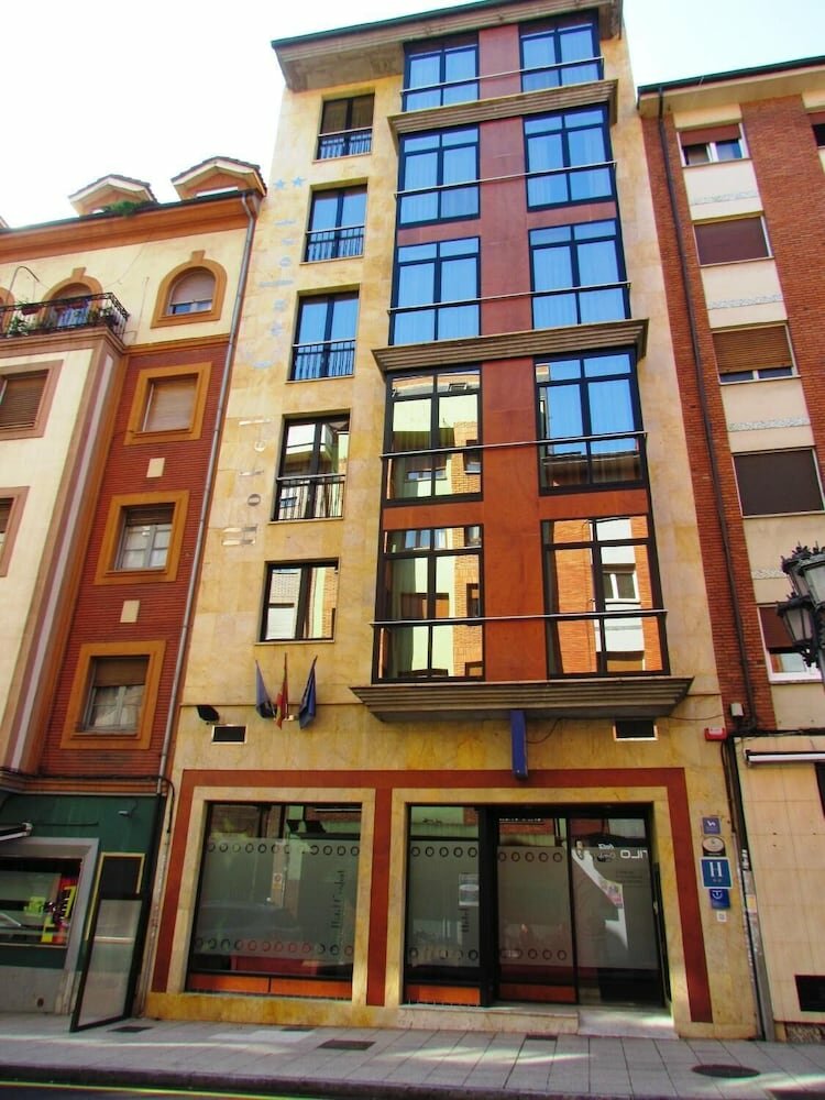 Otel Hotel Alda Centro Oviedo, Oviedo, foto