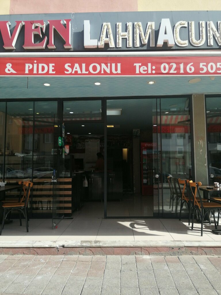 Restoran Öz Güven Lahmacun & Pide Salonu, İstanbul, foto