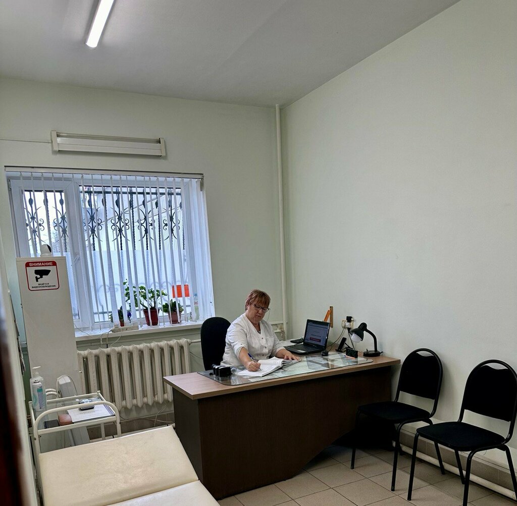 Sefer öncesi tıbbi muayene noktası Центр Предрейсовых Осмотров, Engels, foto