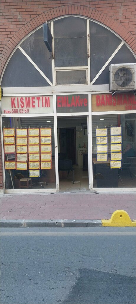 Emlak ofisi Kısmetim Emlak, İstanbul, foto