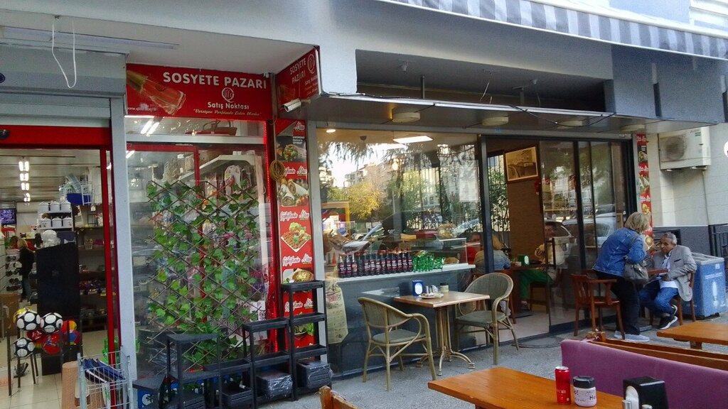 Restoran Çiğ Köfte'nin Âlası Onur Usta, İzmir, foto