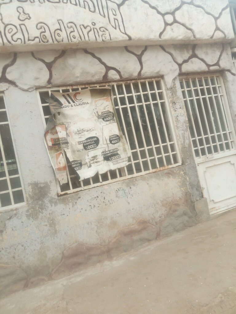 Güzellik salonu Salão de beleza, Loanda, foto