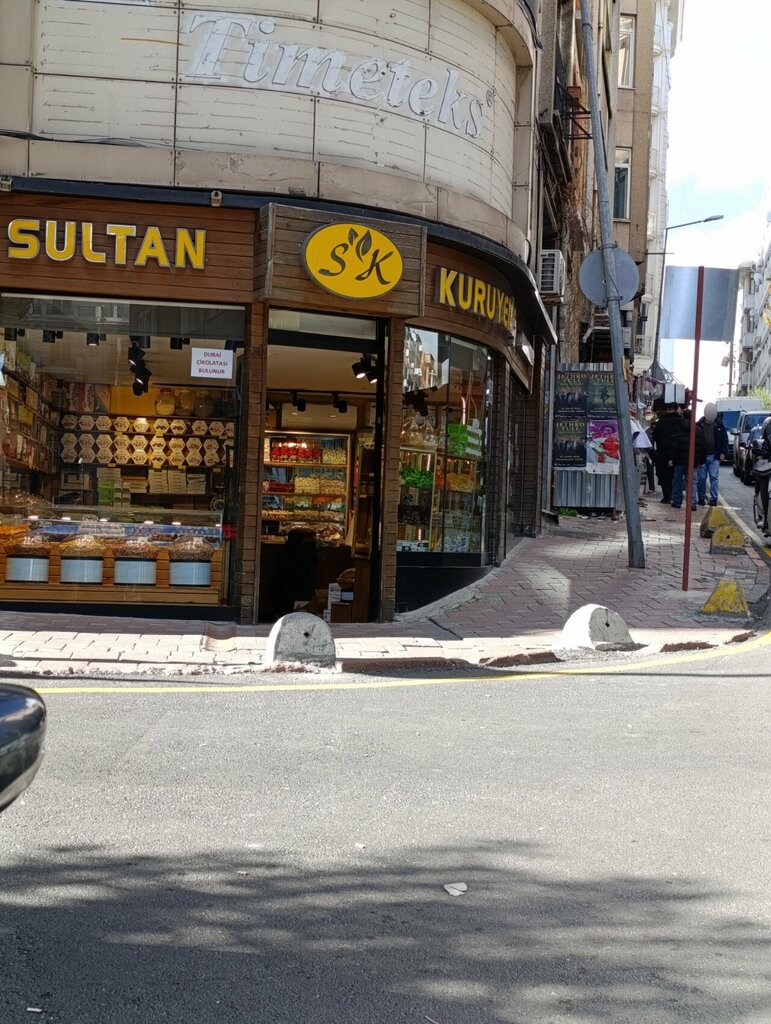 Kuruyemiş, atıştırmalık, kuru meyve Sultan Kuruyemiş, İstanbul, foto
