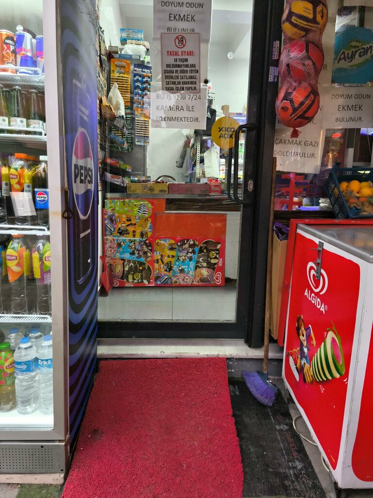 Mini-market Erbaa Gıda, İstanbul, foto