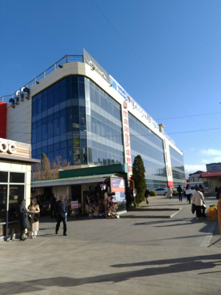 Giyim mağazası Life in Style, Cherkessk, foto