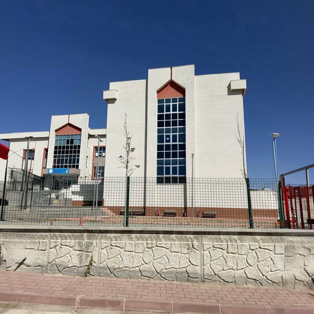 Ortaokul Abdulhamit Han Ortaokulu, Niğde, foto