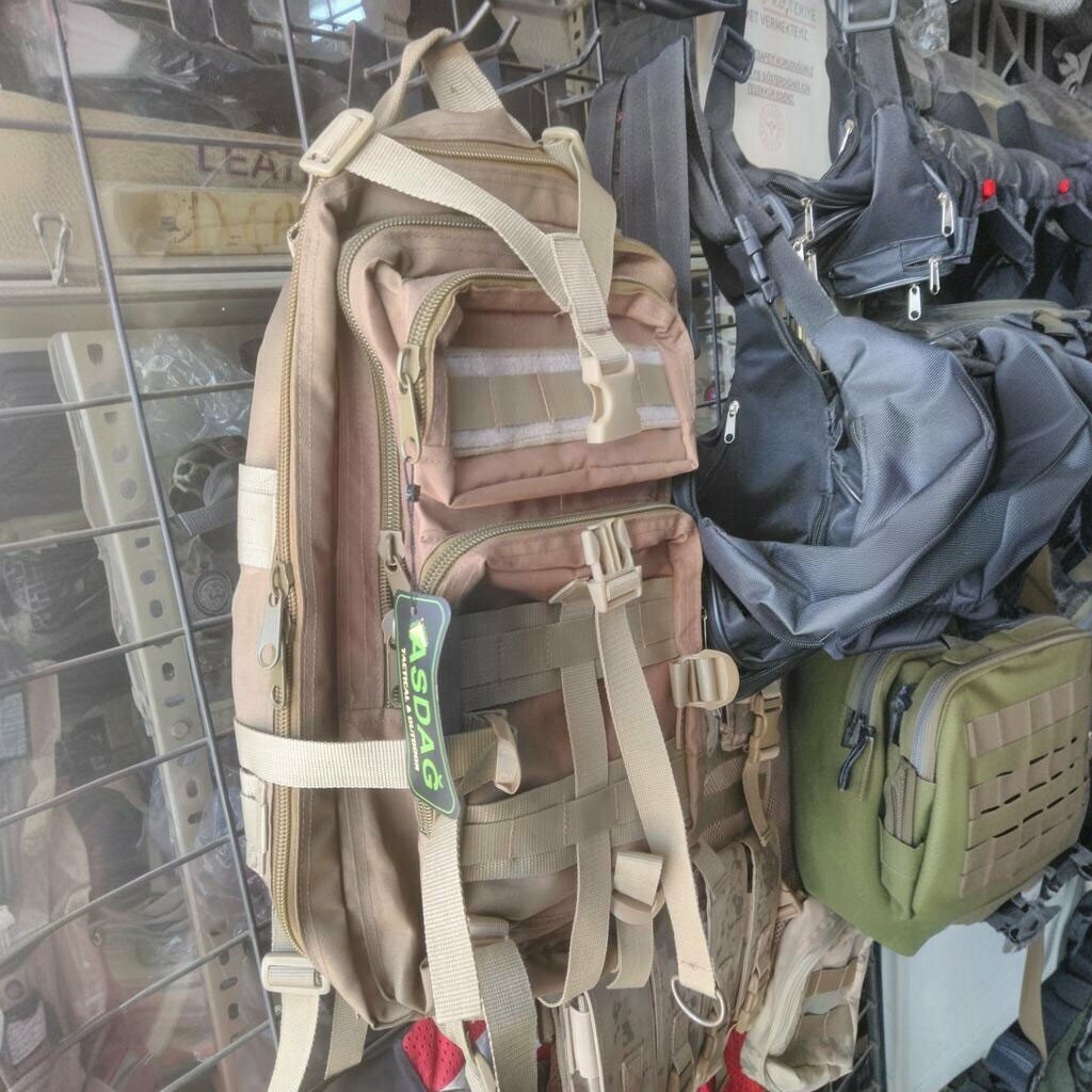 Üniforma üreticileri Can Tertip Asker Pazarı, Manisa, foto