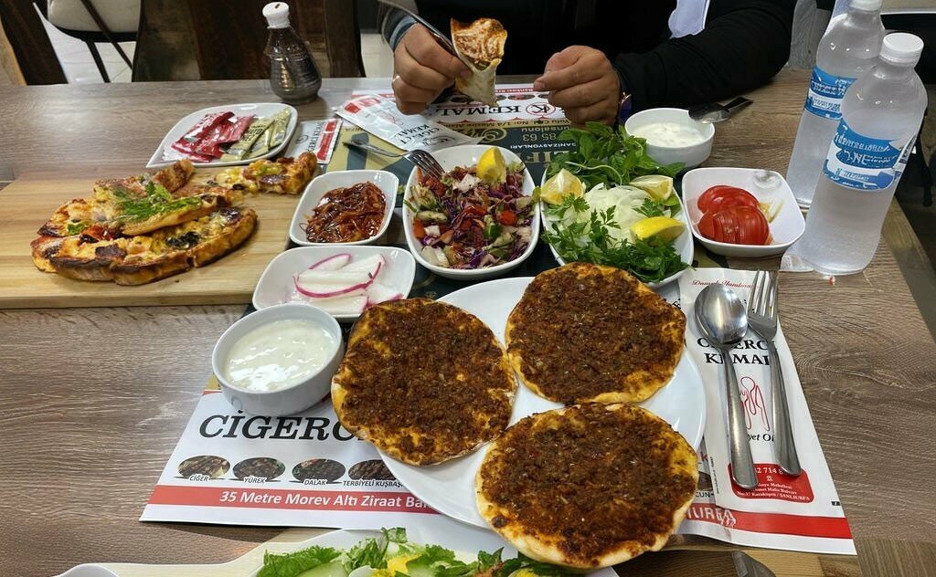 Restoran Ciğerci Kemal, Karaköprü, foto