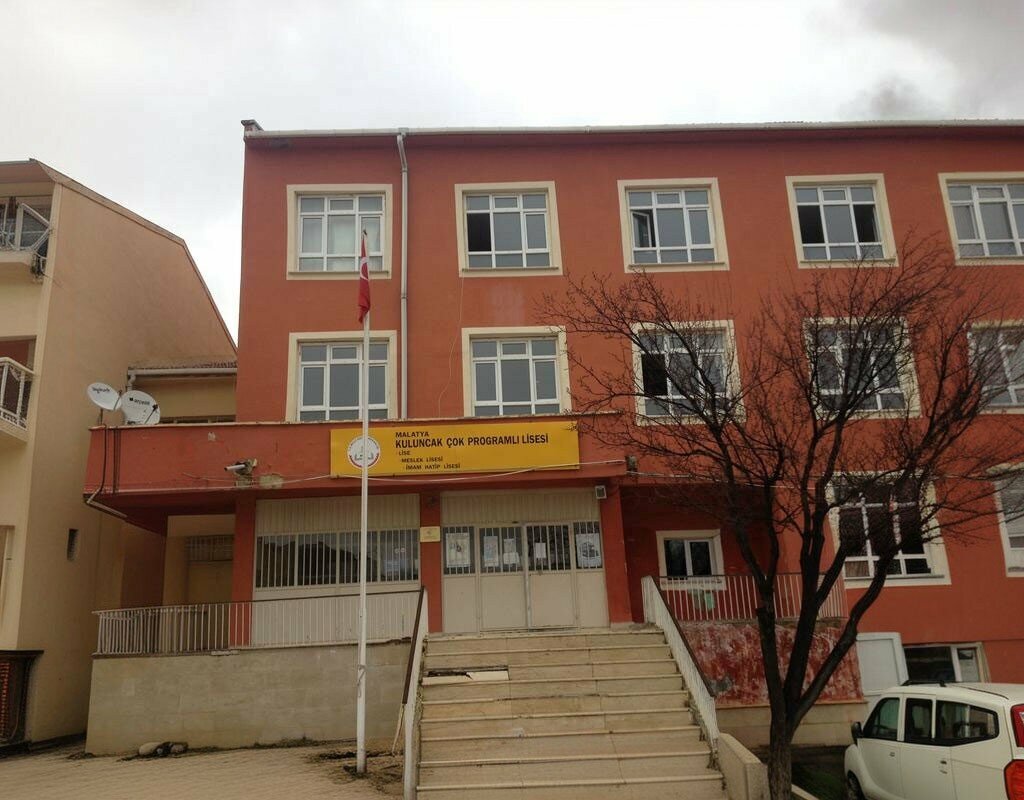 Lise Kuluncak Çok Programlı Anadolu Lisesi, Kuluncak, foto