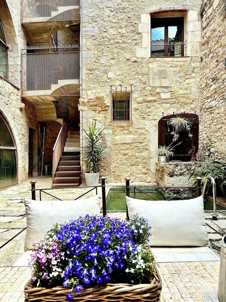 Otel AS Palau dels Alemanys, Girona, foto