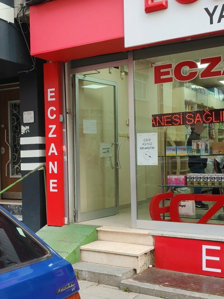 Eczaneler Yaprak Eczanesi, İstanbul, foto