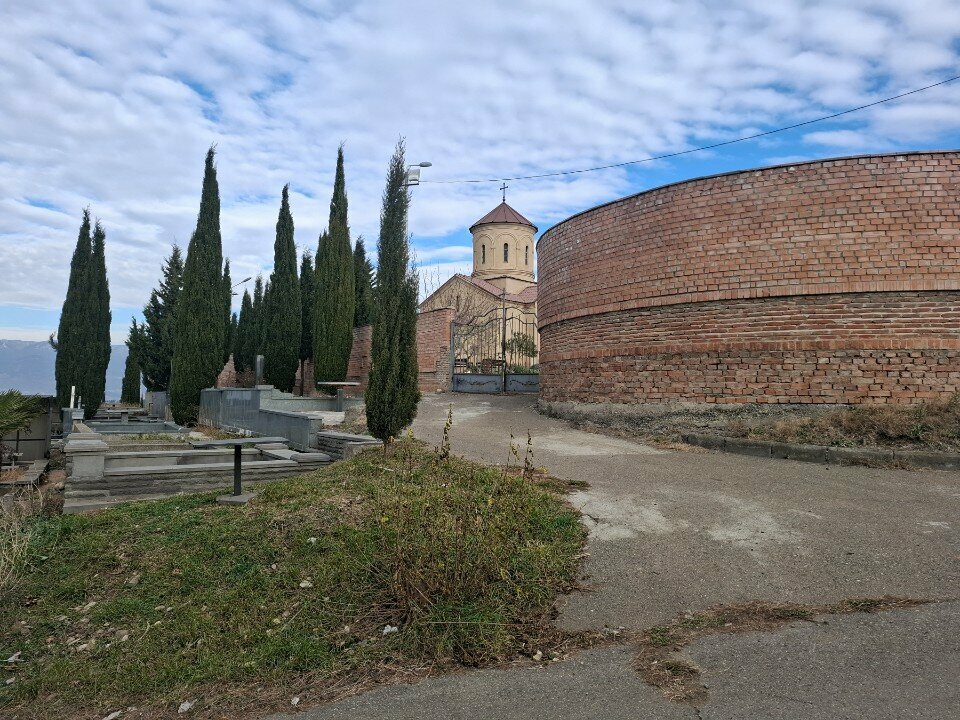Ortodoks kiliseleri Православный храм, Tiflis, foto