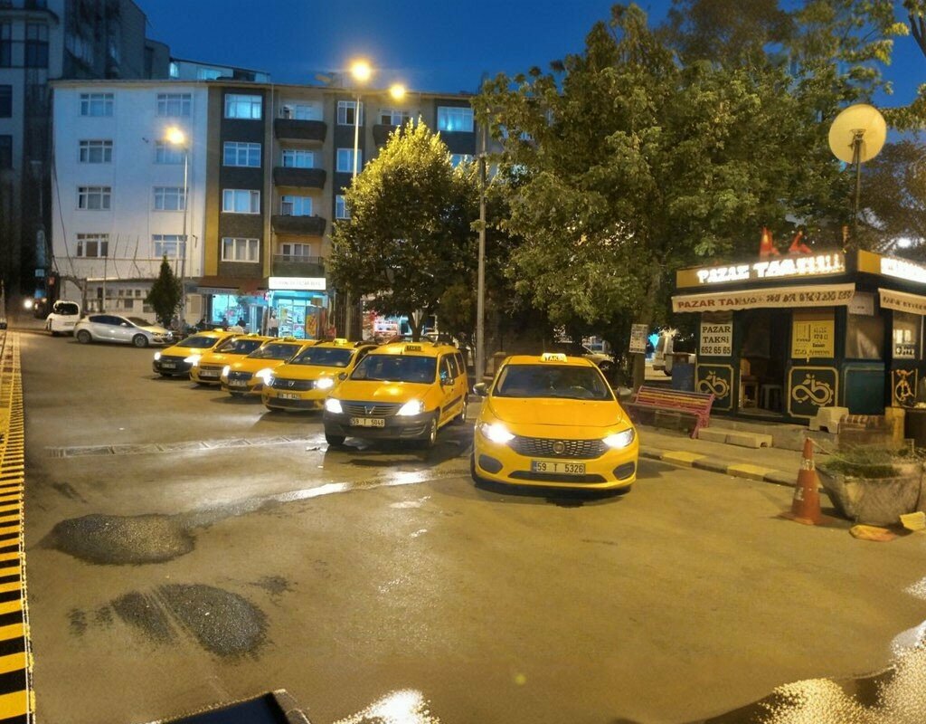 Taksi durağı Pazar Taksi, Çorlu, foto