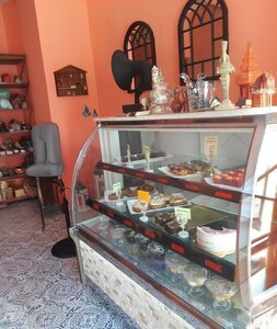 Kurkubinya Firin Pasta kafe (Balıkesir, Ayvalık, Fevzipaşa-Vehbibey Mah., 10017. Sok., 7), pasta, şekerleme ve tatlı  Ayvalık'tan