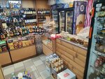 Пиво разливное (Severniy Avenue No:63к1), bira dükkanı  Saint‑Petersburg'dan
