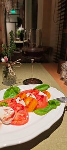 Atmoshera (Oktyabrskaya ulitsa No:66Б, Ust-Labinsk), restoran  Ust‑Labinsk'ten