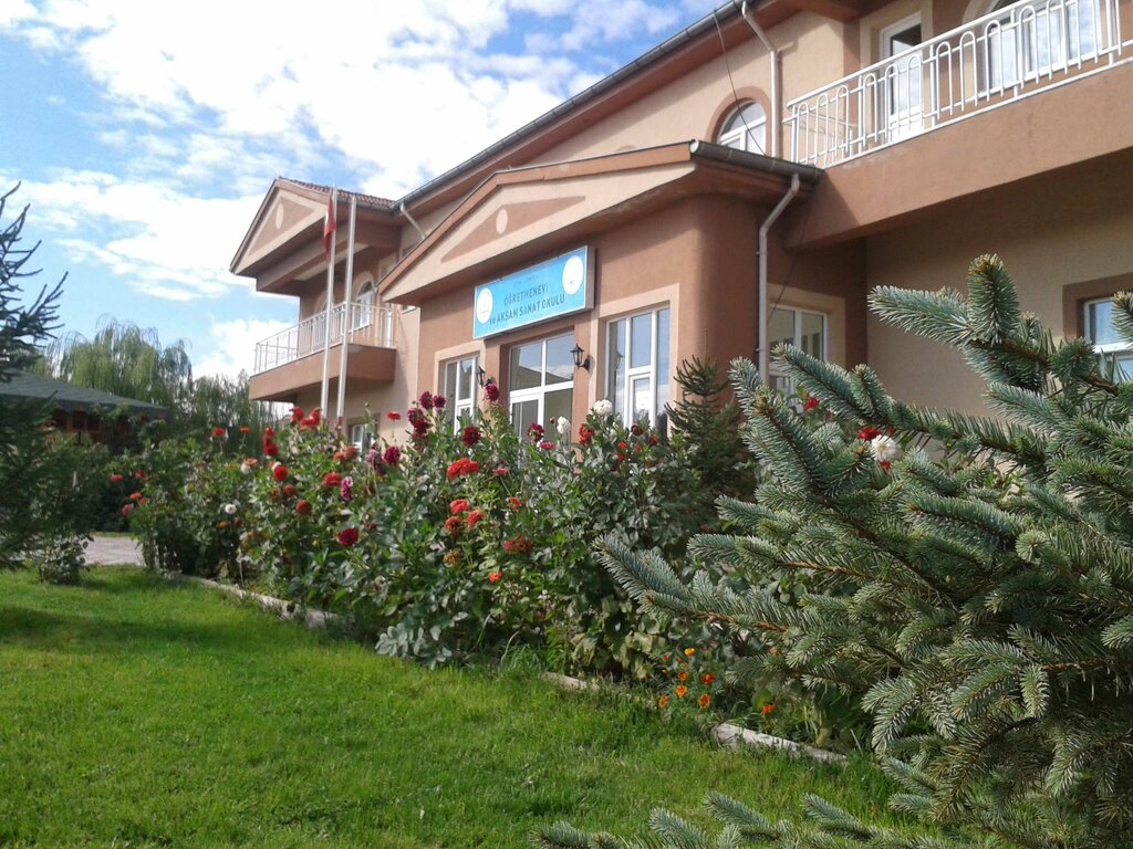 Resort oteller, tesisler Şarkışla Öğretmenevi ve Akşam Sanat Okulu, Şarkışla, foto