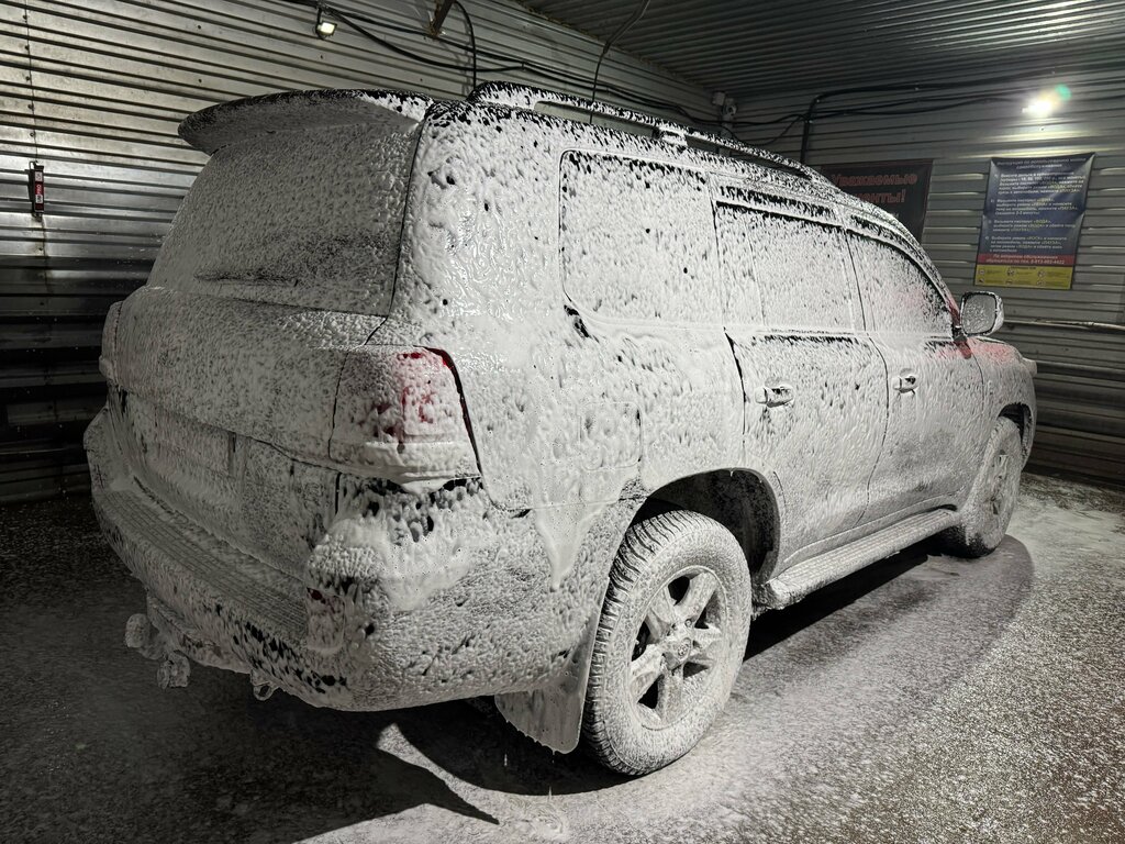 Oto yıkama Автомойка самообслуживания, Altayski krayı, foto