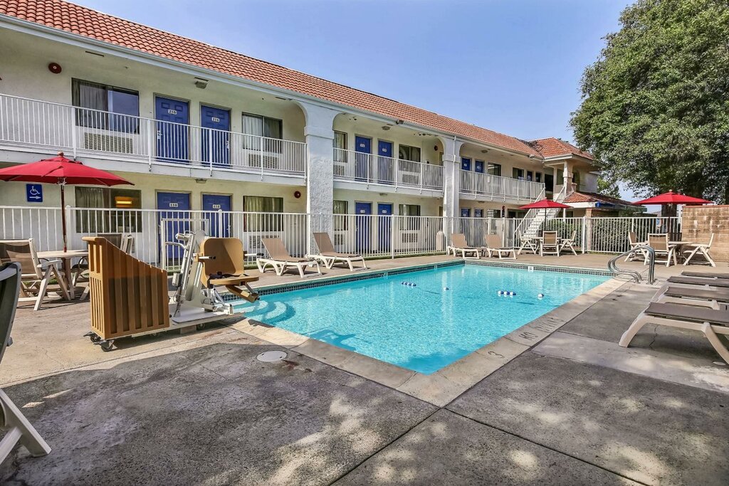 Otel Motel 6 Pinole, Kaliforniya Eyaleti, foto