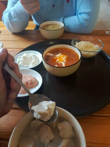 Kafe Pelmeshka, Novozybkov, foto