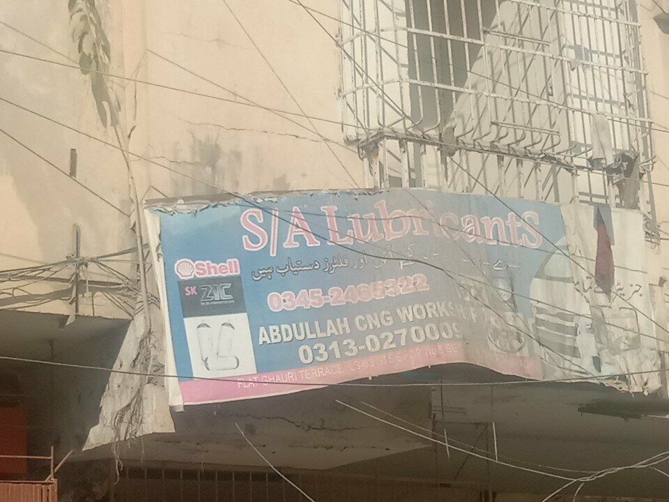 Yağlama ürünleri Sa, Karaçi, foto