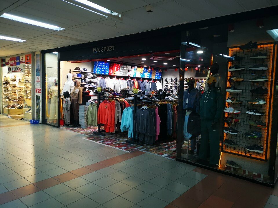 Giyim mağazası Pak Sport, İstanbul, foto