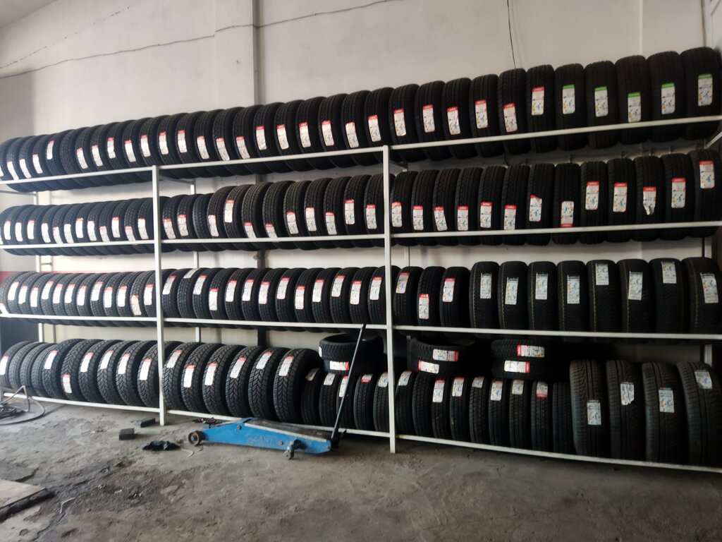Jant ve lastikçiler Üçler Otomotiv Pınarbaşı, Pınarbaşı, foto