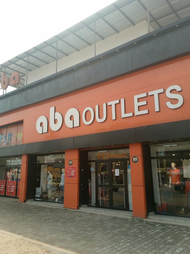 Giyim mağazası Aba Outlets, Abican, foto