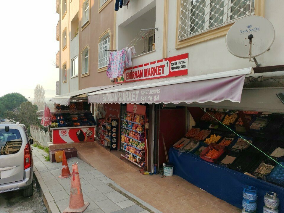 Market Emirhan Market, İstanbul, foto