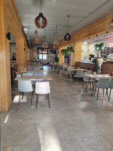 ШангриЛа (Traktovaya ulitsa No:10, posyolok Arshan), kafe  Buriatya'dan