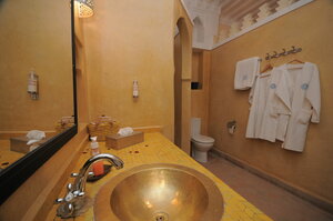 Riad Sheba (Marrakech, Marrakesh, Derb El Ferrane), otel  Marakeş'ten